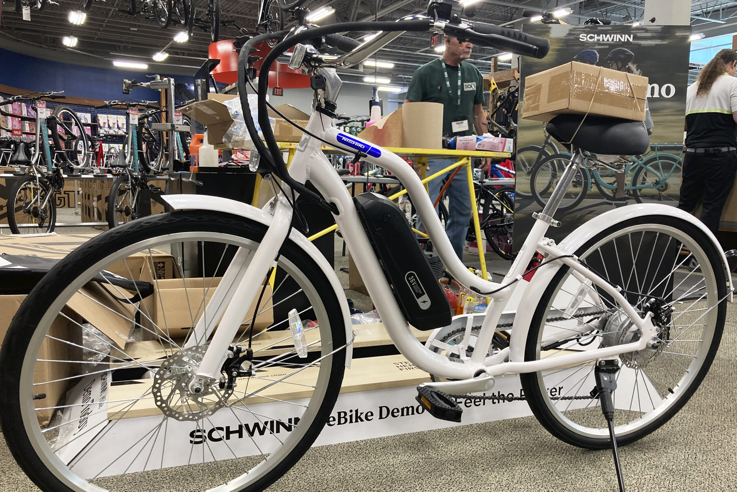 Editor’s corner: E-bikes bring new cycle of challenges for motorists ...